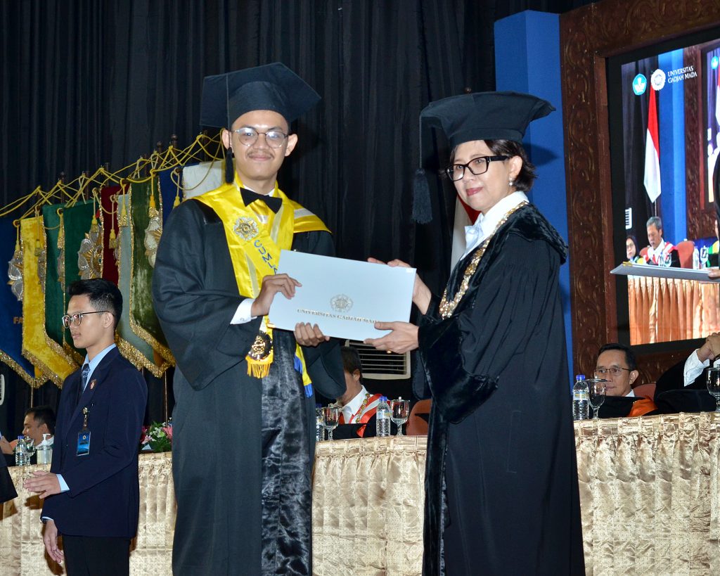 Pelepasan Wisuda Program Studi Magister Ilmu Kehutanan Periode 26 Juli ...